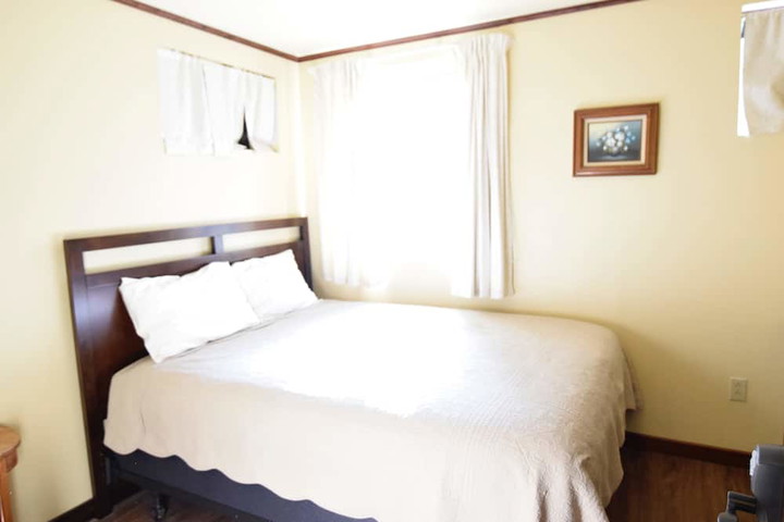 Sleeps 6. Suite - Historical Home - Seward, AK