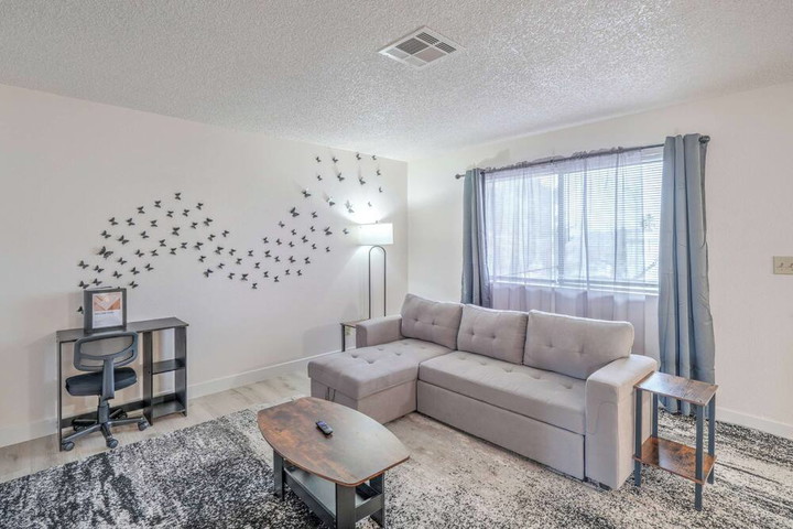 Vegas Adventure Starts Here-mins To Strip | Sleeps 6 - Las Vegas