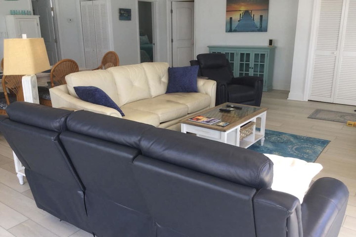 Open Ocean View, Private Hot Tub, Ice Machine, Moor 26' Boat! - Marathon, FL