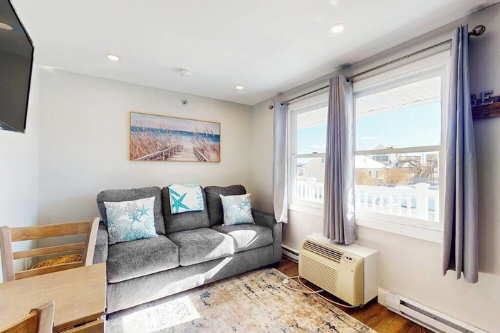 Charming Condo With Pool, Hot Tub, Tennis Courts, And Ev Chargers - Ogunquit, ME