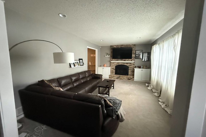 The Cottonwood Inn. Relaxing Home Pet Friendly Minneapolis St Paul Amenities. - Maple Grove, MN