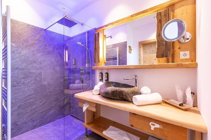 "Naturgefühl Superior" - Dz Mit Du., Wc (1-3 N.) - Natur- Und Wellnesshotel - Schladming