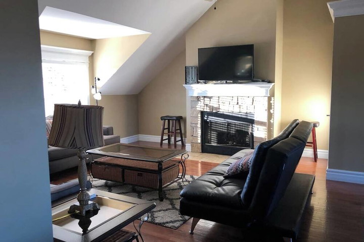 Casa Loft De 3 Habitaciones En Un Lago - Belleville, IL