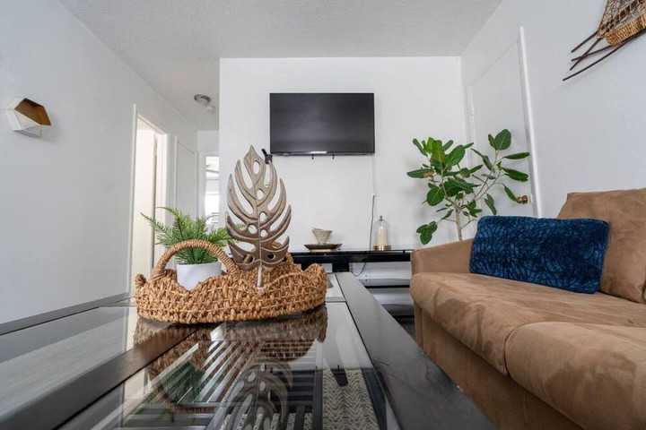 2br Retreat  Walk To Events & Oceanfront - Virginia Beach, VA