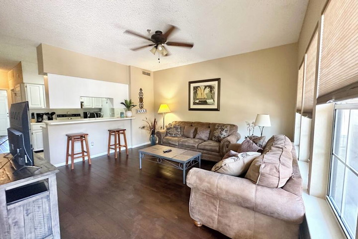 Luxury Condo On Its Own Private Island On Lake Travis - Lago Vista, TX