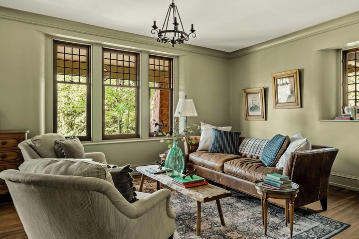 Large 6 Bedroom, 6.5 Bath Restored Victorian Home At Indiandale Springs - Reading, PA