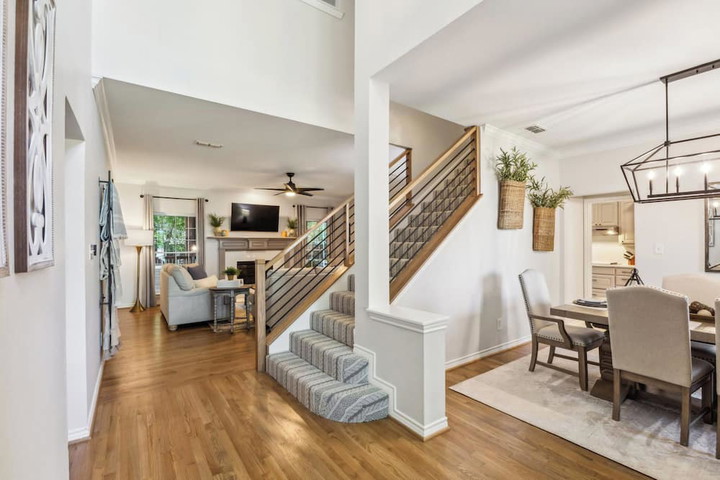 Private Retreat Near Wedding Venues  Pet Friendly With A Hot Tub & Fire Pit! - BarnHill Vineyard, Anna