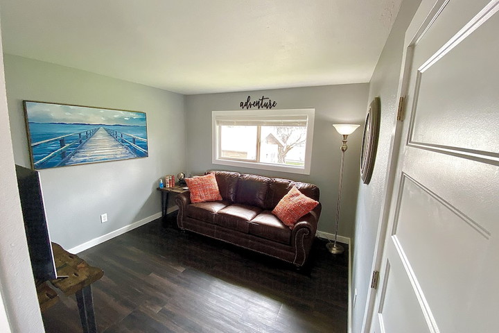 Unit A Minimalist Living, Simply...perfect! - Kalispell, MT