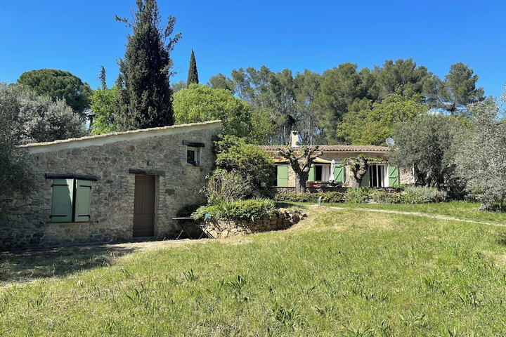 Provence Mas Of Atypical Characters - Draguignan