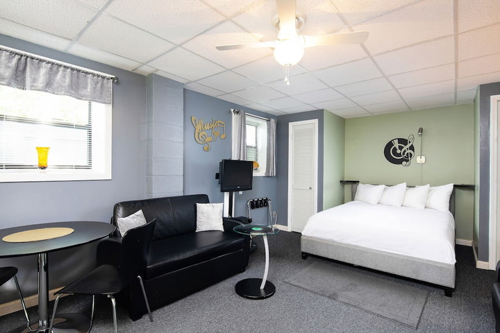 Private Studio Near Opryland No Stairs, Park By Your Door. - Percy Priest Lake, TN