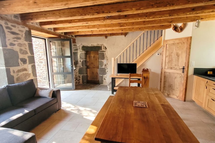 Homerez - Maison à Alleuze - Chaudes-Aigues