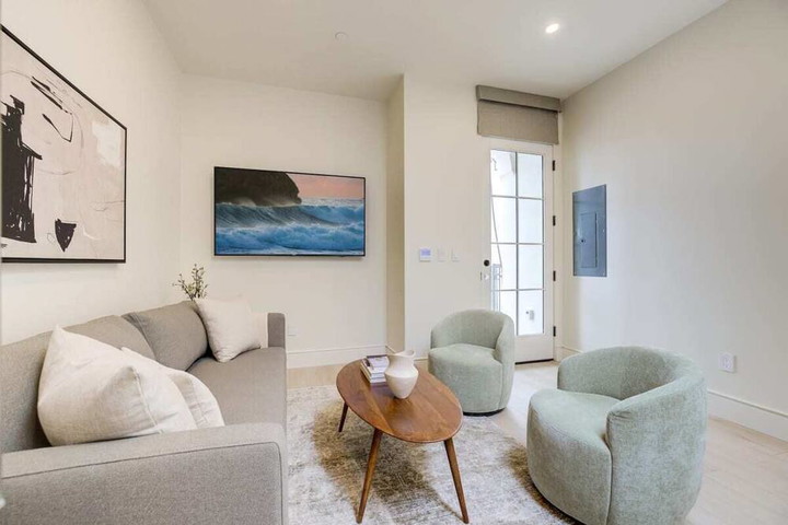 Casa De La Vina Apartment 12 - Santa Barbara, CA