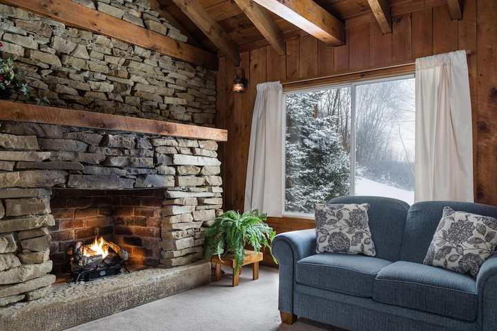 Hummingbird Hideaway - Mohican Township