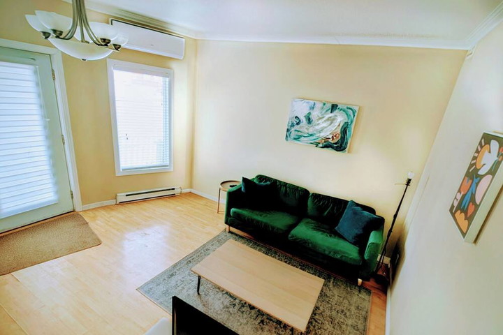 Chic Downtown Campbellton Stay + Kitchen - Campbellton