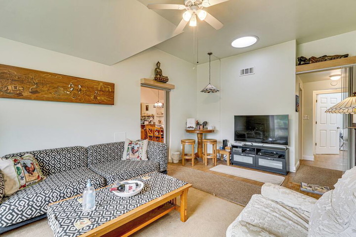 7 Mi To Dtwn Portland: Quiet Yet Central Home - Portland, OR