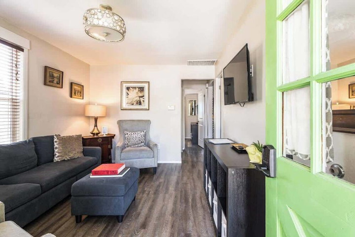 Fun-vibe-hot-tub-oasis, Walk To Downtown, Pets Ok - Boise, ID