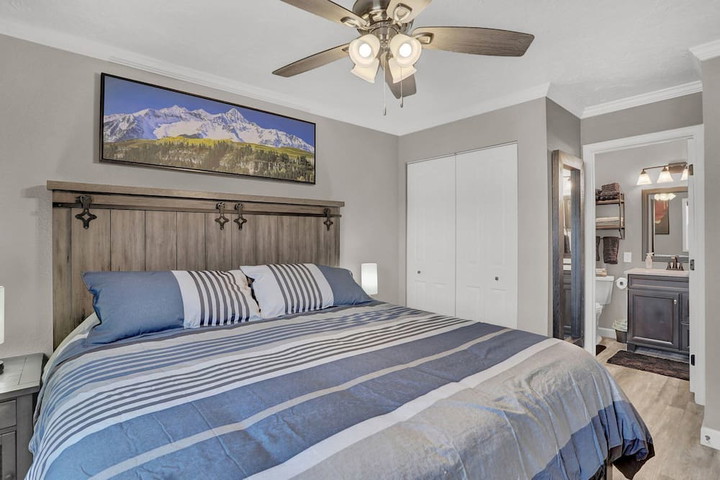Grandview Mesa - Amazing Mountain Views!!! - Colorado Springs, CO