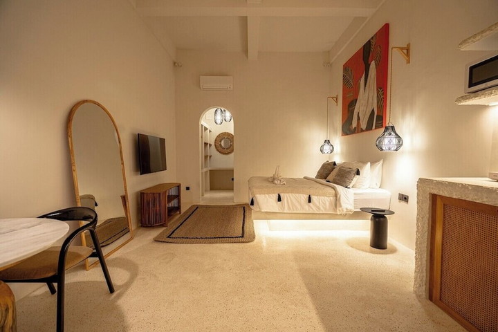 Stylish 1br In 5 Min To Sanur Beach W Pool & Patio - Denpasar