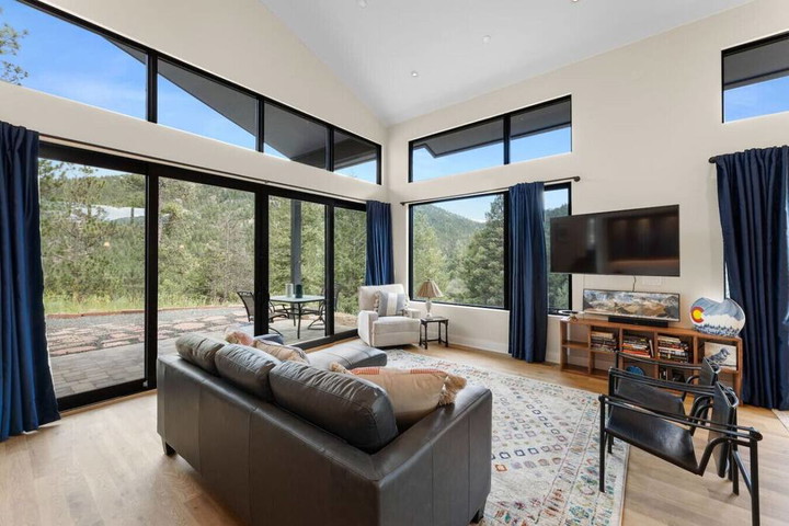 Pineview Panorama Luxe Retreat | 20 Mins 2 Boulder - Lyons, CO