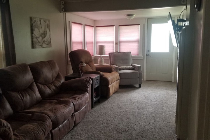 Great Bungalow In The Gateway To The Black Hills - Sturgis, SD