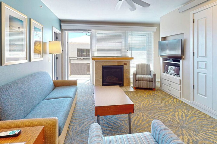 Seaside Resort - Deluxe 3 Bedroom 2 Bath - Assignment 4 - Cannon Beach, OR