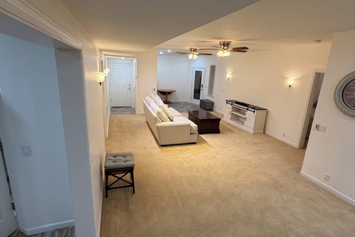 2-bedroom 2-bath Thepalace @Univ Of Oregon Campus 1 Min Fr I-5 @Hayward @Autzen! - 尤金