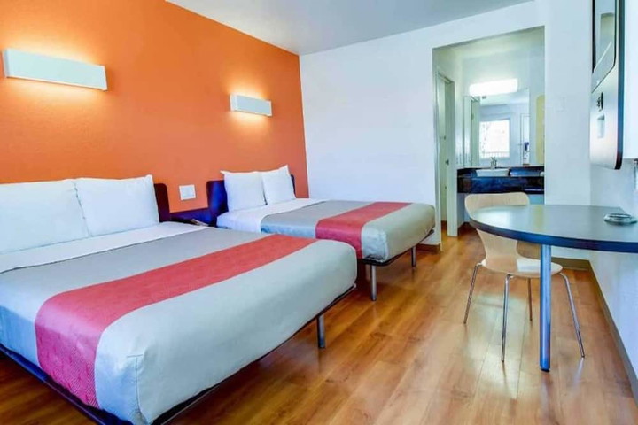 2 Full Beds | Newly Redesigned, Nsmk, View - Corona, CA