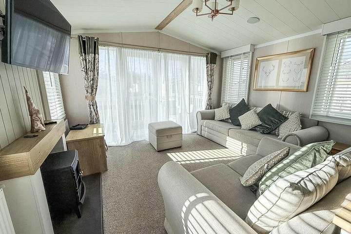Stunning Caravan With Decking At Manor Park In Norfolk Ref 23015c - Hunstanton