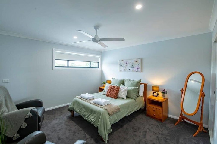 Naman. Balcony & Garage. South Dubbo - Dubbo