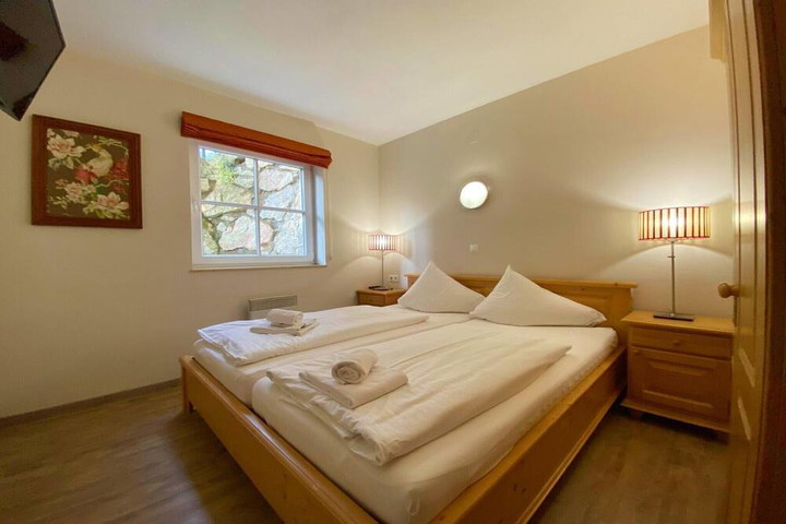 Alpine Apartment Near Ski Lift - Leogang