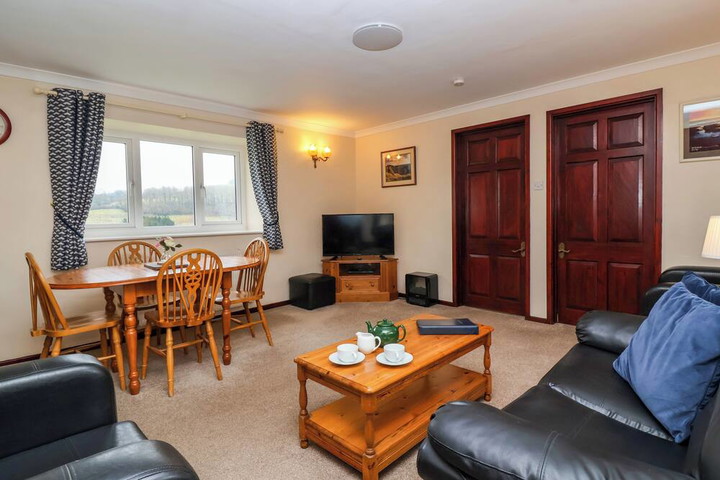 The Hayloft Cottage Apartment, Pet Friendly In Lyme Regis - Axminster