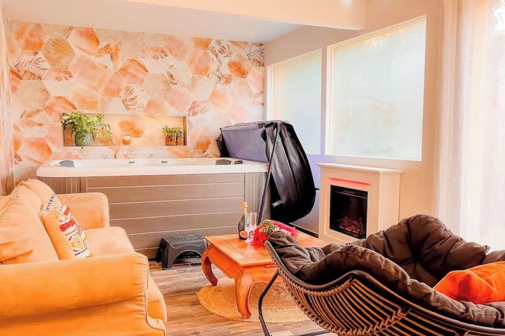 Atoumo F2 Jacuzzi Et Jardin Disney - Meaux