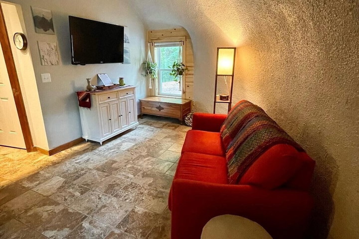 Hobbit Hideaway - Do Something Different! - Travelers Rest, SC