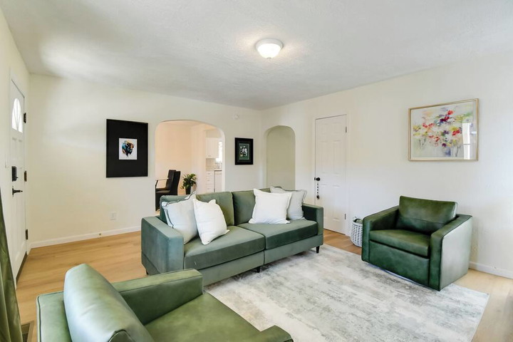Walk To Ritter Park: Renovated Home Near Marshall! - Barboursville, WV
