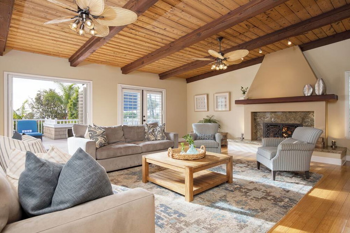 Wavebreak By Avantstay | Close To Beaches/surfing - San Marcos, CA