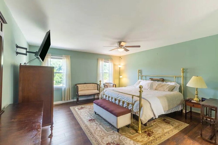 Large 5 Br 9 Beds Near Dc/pool/hot Tub/gym/game Rm/fire Pit - Maryland
