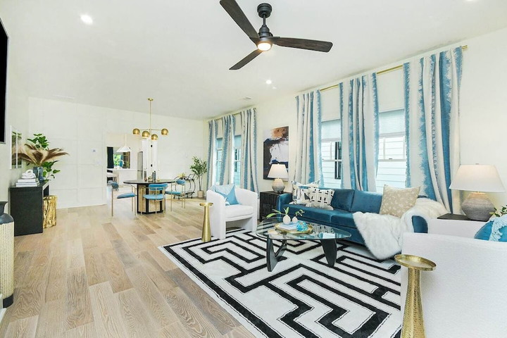 Designer 2br 2.5bath Getaway In The Heart Of Atlanta - Atlanta, GA