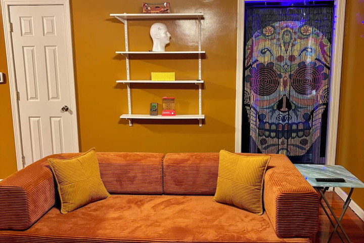 That 70s House: Boogie Woogie Bungalow. - 薩利納