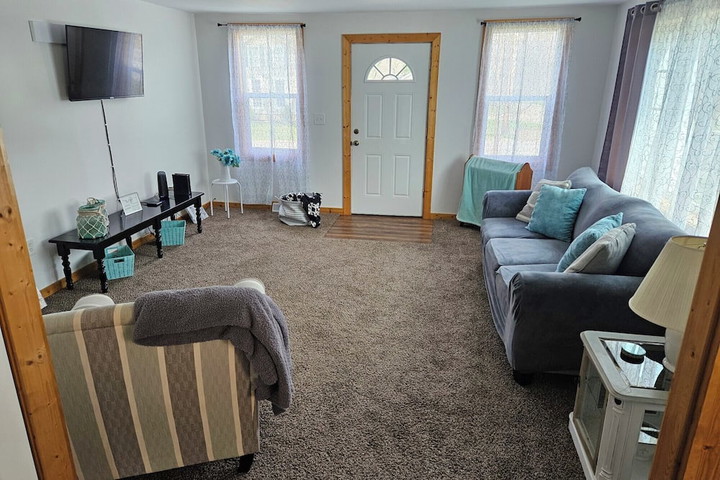 Beautiful Wine Trail 2-br Rental - Chautauqua, NY