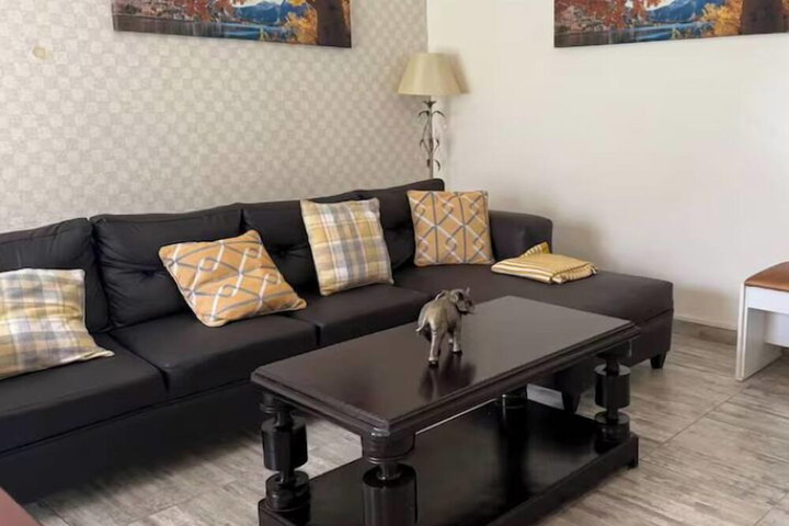 Cottage - Sleeps 4 - Pool - Near Airport - Harare