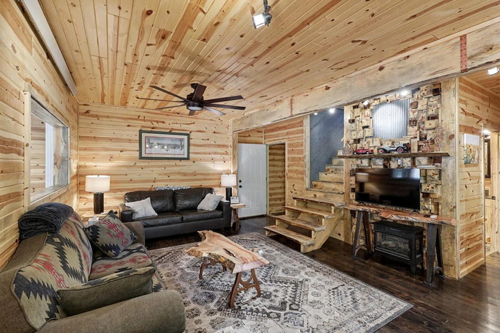 Family Mountain Retreat Near Mount Rushmore, South Dakota - Mount Rushmore National Memorial