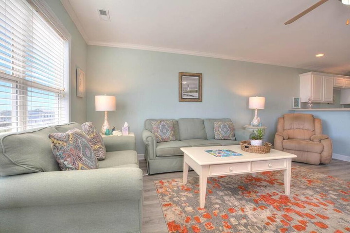 Oceanview Condo In Oak Island With 3 Bedrooms, Perfect For Families Or Groups. - Oak Island, NC