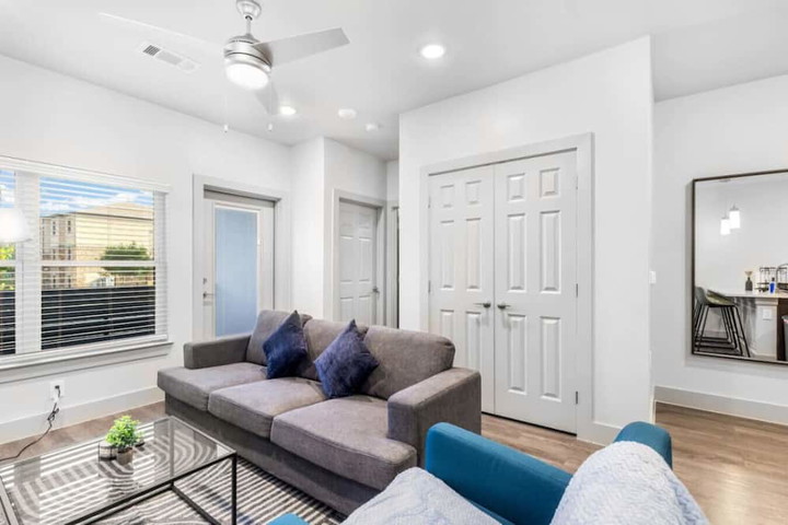 Grand Prairie 1br | Ikea, Epic Waters, Bass Pro - Cedar Hill, TX