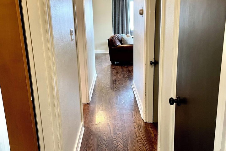 Quaint 2-bedroom Dog Friendly Apartment With Ac In Bowling Green - Bowling Green, KY