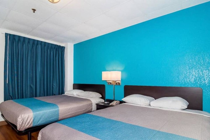 2 Full Beds | Non-smoking - White Plains, NY