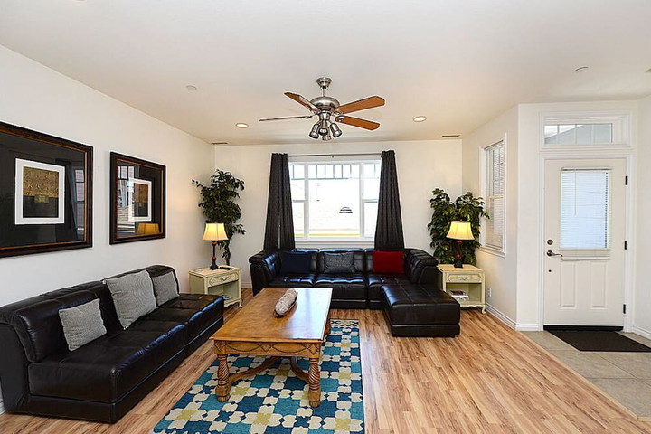 227bb: Modern Town Home In The Heart Of Avalon, Dual Master Suites, **Views** - - Avalon, CA
