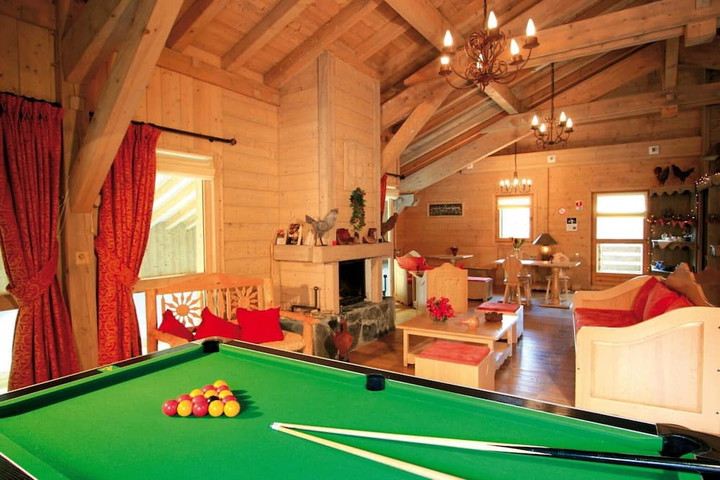 Chalet De Montagne Avec Piscine Chauffée - Samoëns