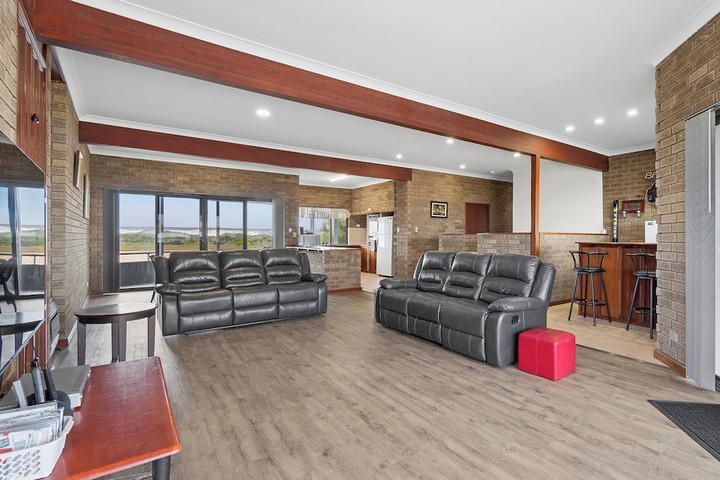 Sandcastle - This Home Is Just Like A Real-life Sandcastle - Lancelin