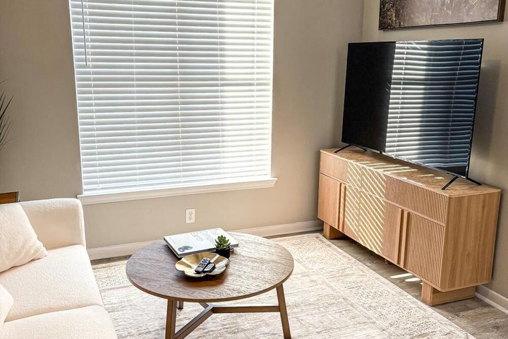 Magnolia 1br Free Parking, Pool & Gym Retreat - The Woodlands, TX