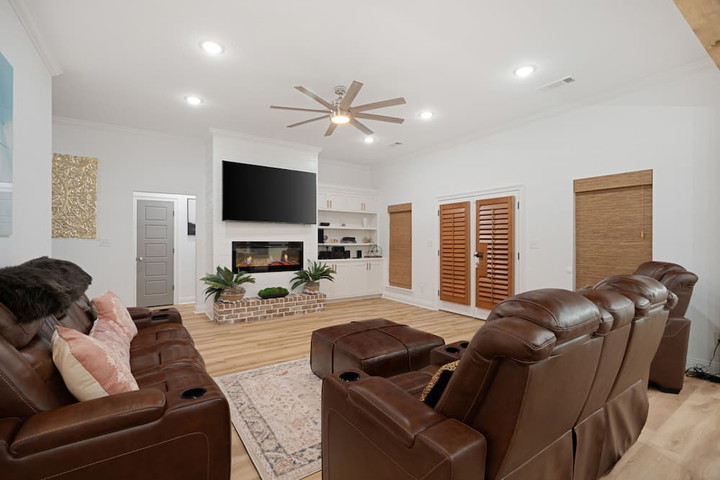 4-bedroom Modern Luxury Haven Near Central Attractions - Hattiesburg, MS